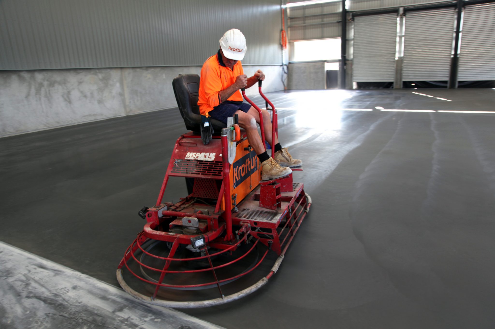 Ride on trowel machine - Kraftur®